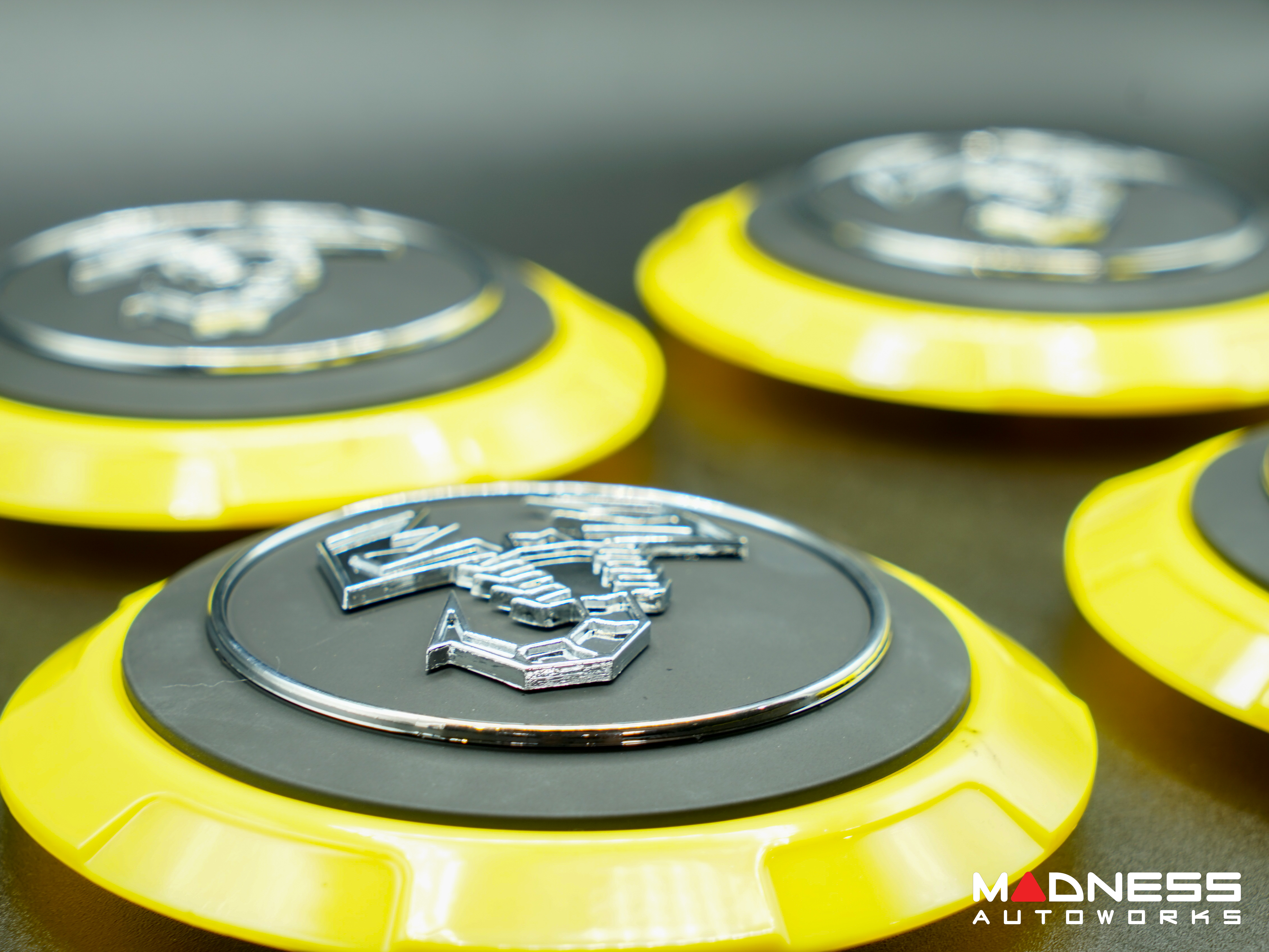 FIAT 500 Wheel Center Cap - Yellow and Black - Scorpion Logo Chrome - 1 ...