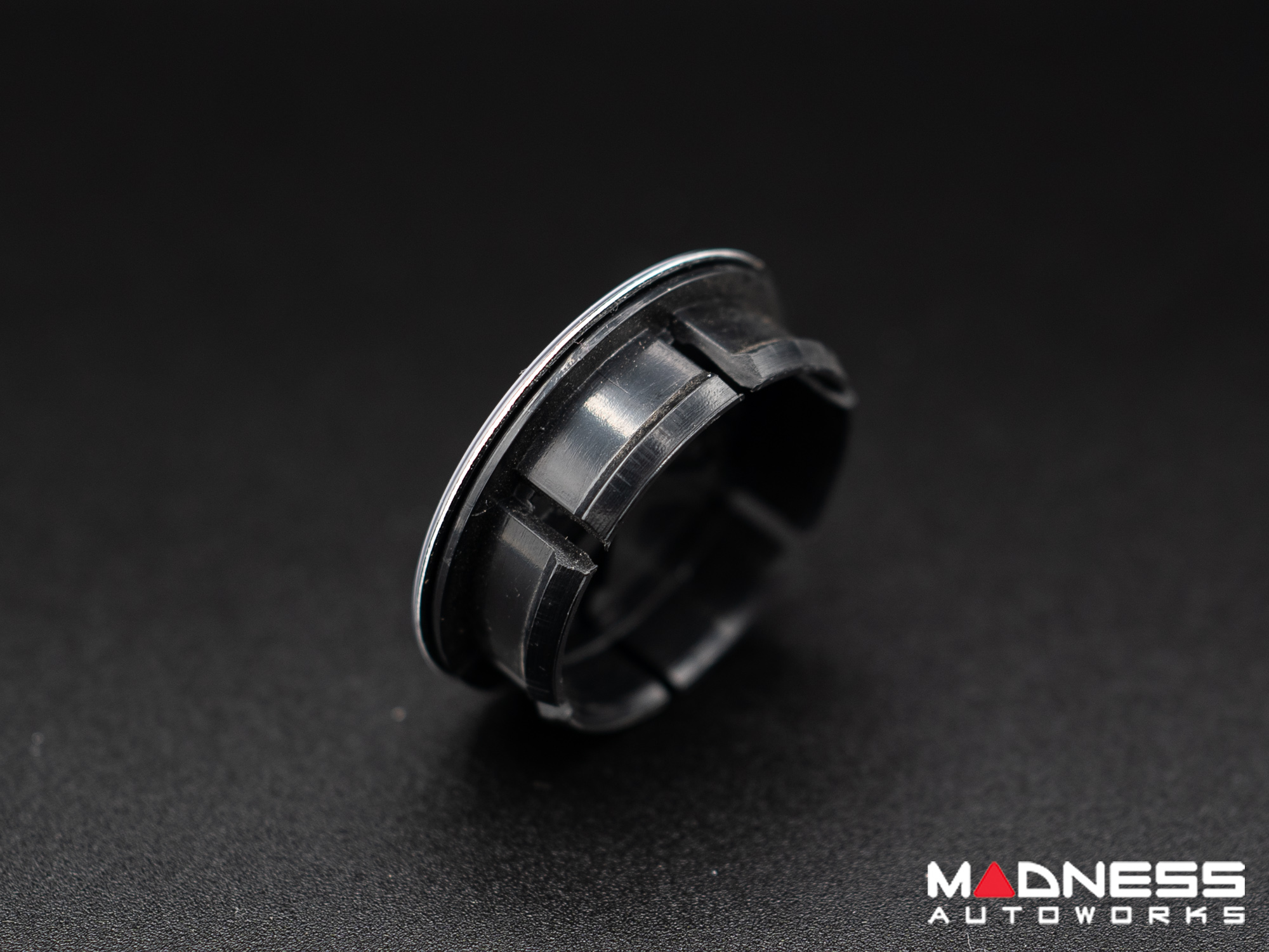 FIAT 500 Center Caps - White w/ Black Scorpion , F500-WHLCP-WHT-BLK ...