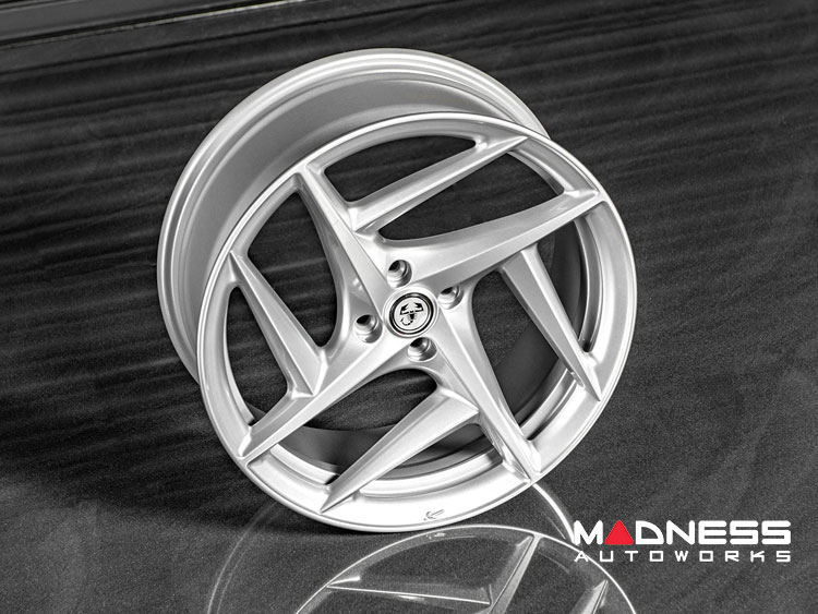 FIAT 500e Complete Exterior Package w/ 18in Silver Wheels - Kahn Design ...