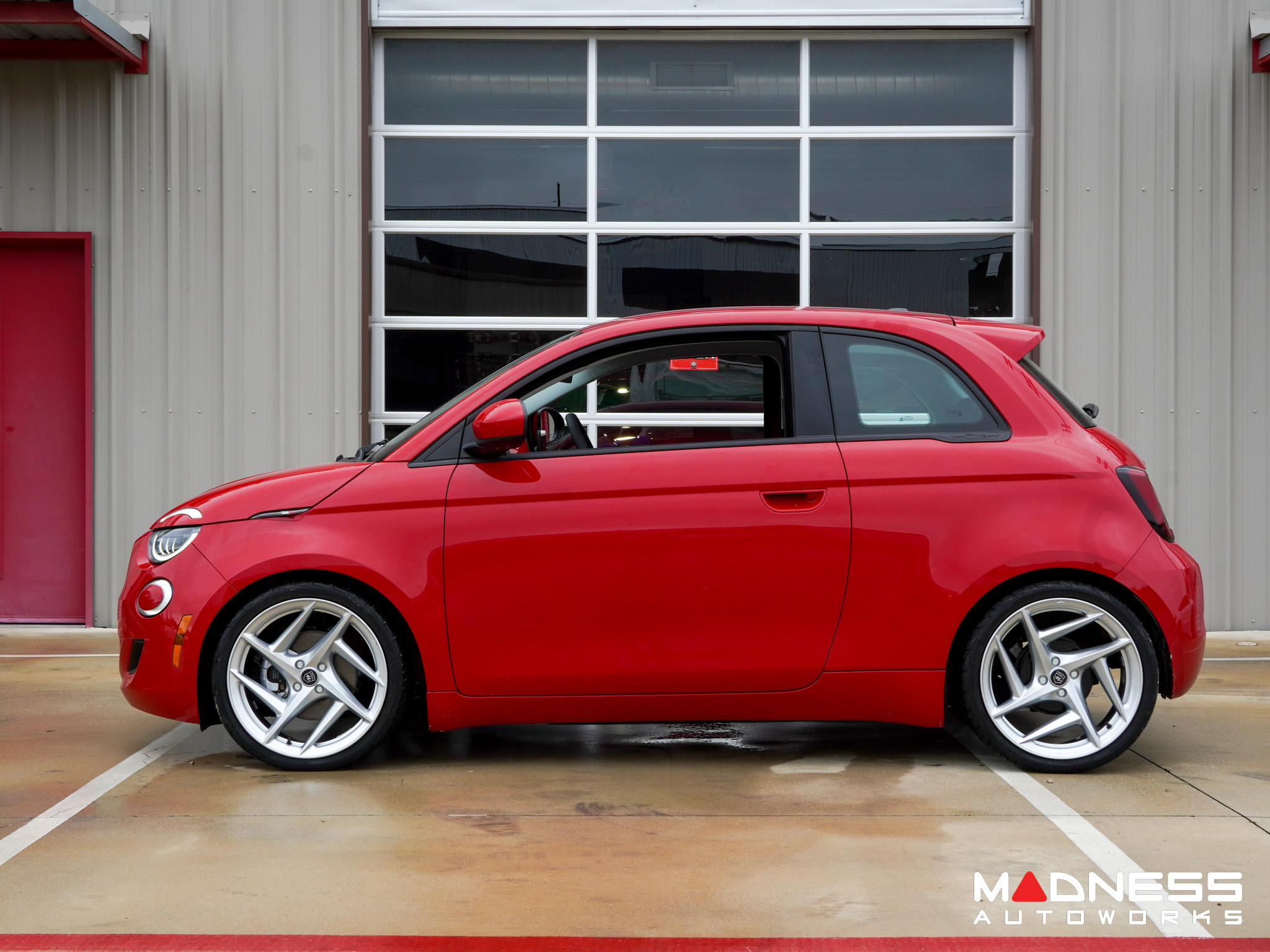 FIAT 500e Custom Wheels - 18in - Type 52 - Kahn Design - Silver - Gen 2 ...